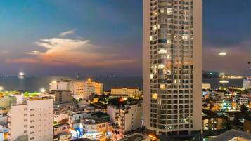 Quarto duplo júnior, vista para o mar | Vista da sacada