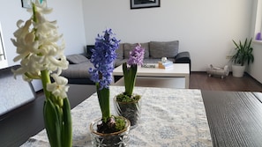 Apartamento, 1 cama king-size, não fumadores, vista para o mar | Sala de estar