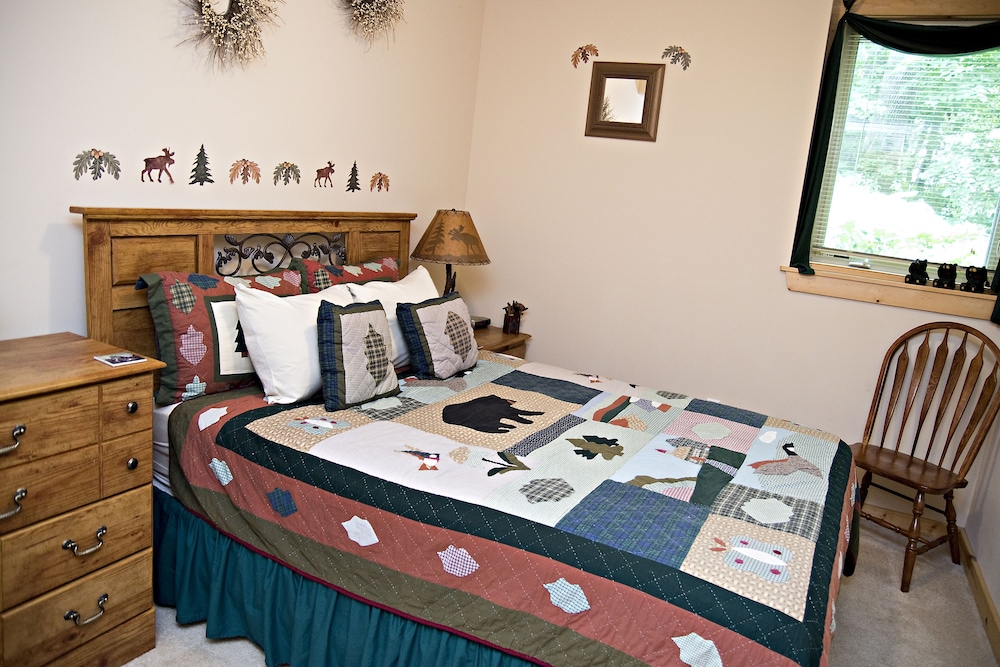 Cozy And Welcoming 3 Bed And 3 Bath With A Hot Tub And A Game Room Is Ready4u - Illinois