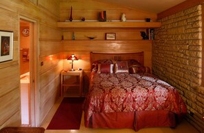Frank Lloyd Wright overnight rental - The Elam House - Austin - 2024 ...