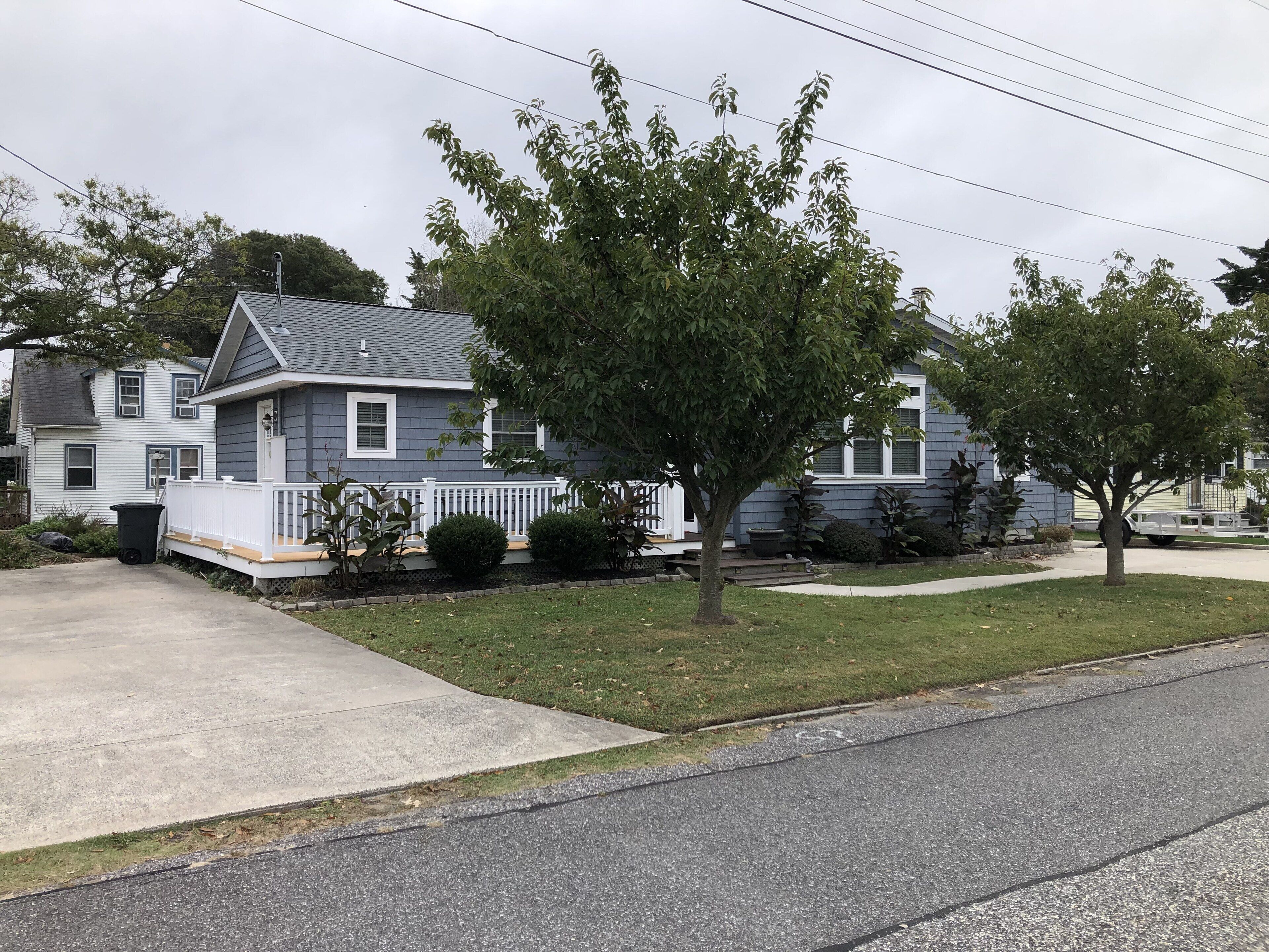 Beautiful Beach Escape 1 block from the beach - Town Bank | Vrbo