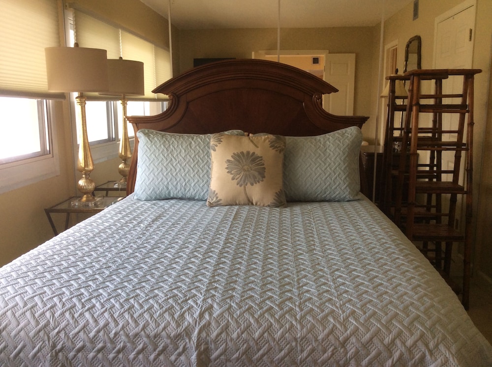 Luxurious Penthouse Breath Taking Gulf Views - Check Out End Of Season Specials - Rosemary Beach, FL