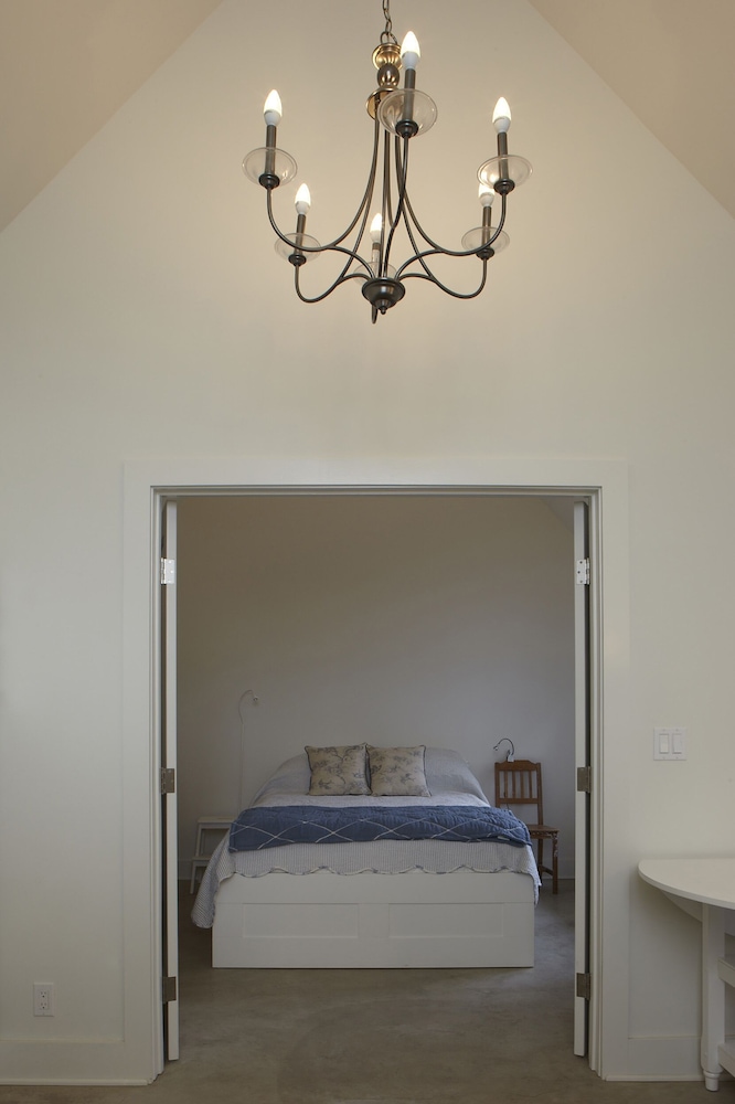 Brand New Cottage En Gran Berkeley Barrio. - Berkeley