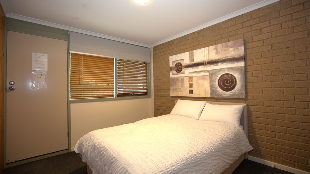 Snowy Saga - 1/46 Gippsland Street - Jindabyne