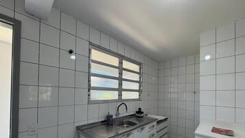 Encanto na Praia de Daniela Térrea - Floripa/SC | Cozinha privada