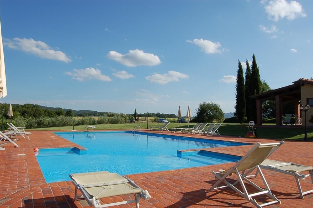 Lake House, Farm In The Hills Between Arezzo Florence Siena, Garden, Pool - Tuscany