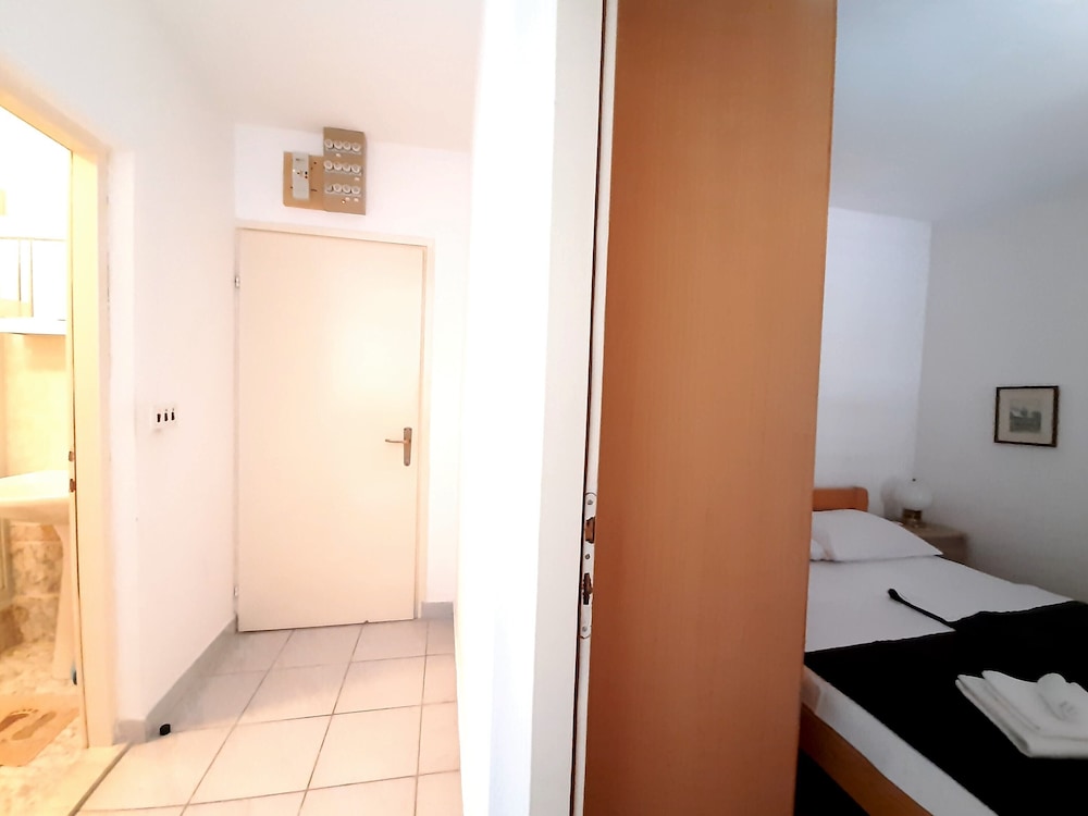 Charming Apartment Vinko In Krk - Krk