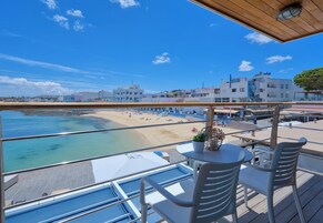 Quarto Duplo Premium, varanda, vista para o oceano | Terraço/pátio interior