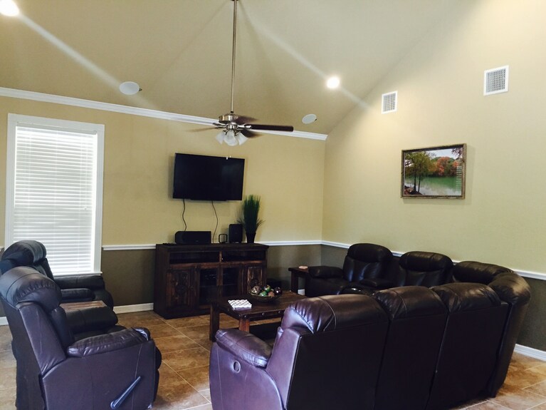New Private Community - Toobers Welcome!!!! - Canyon Lake, TX