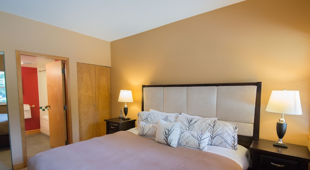 Alpine Greens - Village Shuttle, Bbq, Patio, Free Parking & Wifi - Whistler Blackcomb