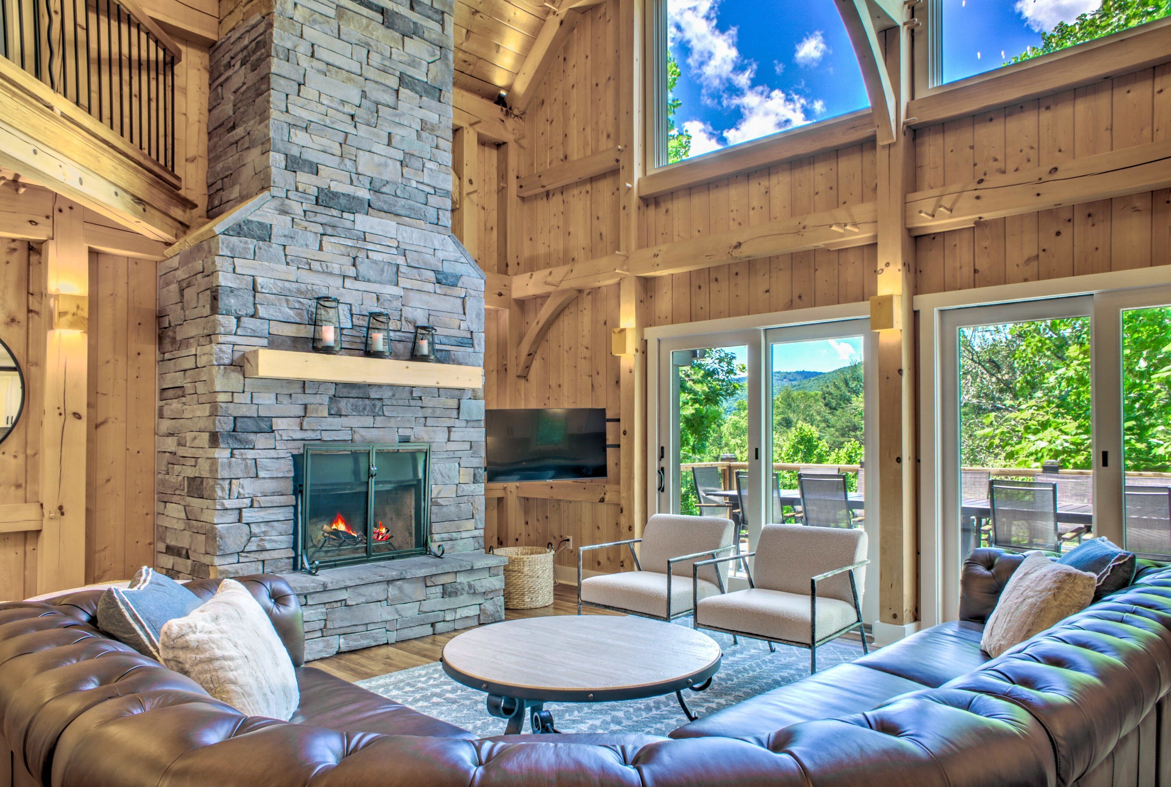 Mountain Haven | A Luxurious Asheville Cabin | Exclusive Pool, Pet-friendly With Hot Tub & Game Room - Asheville, NC