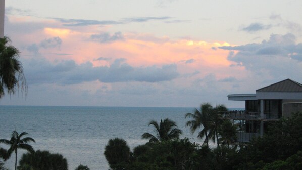 Key West Affordable Ocean View Condo. Clean priced well on the Atlantic ...