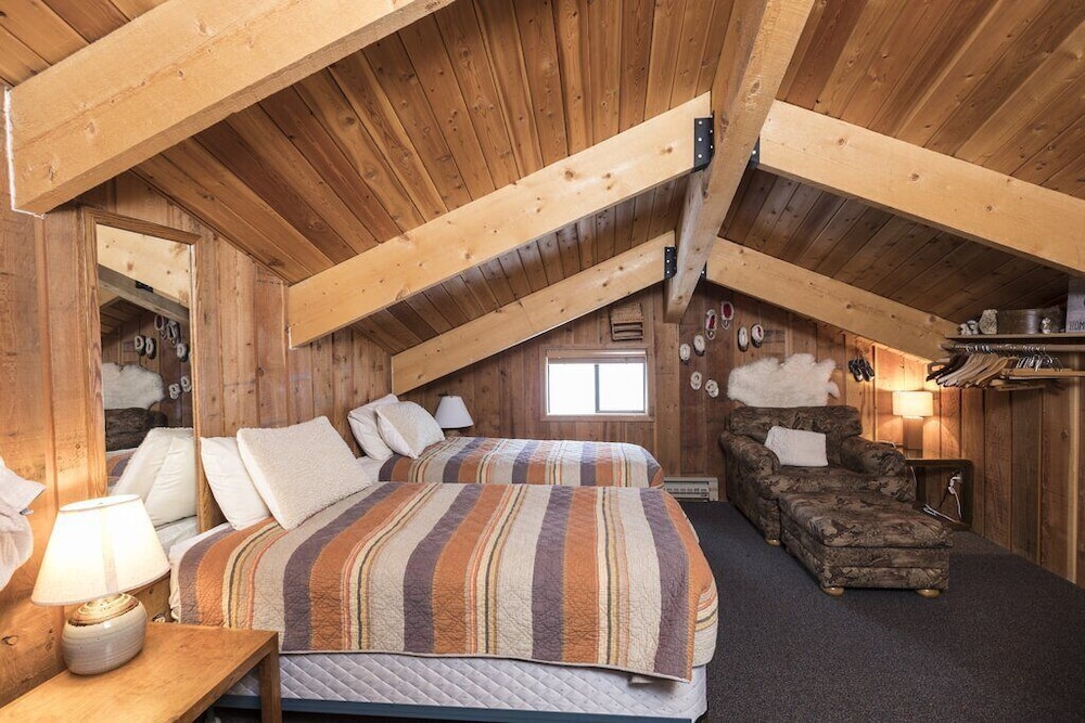 Mountain View Duplex - Whitefish, MT