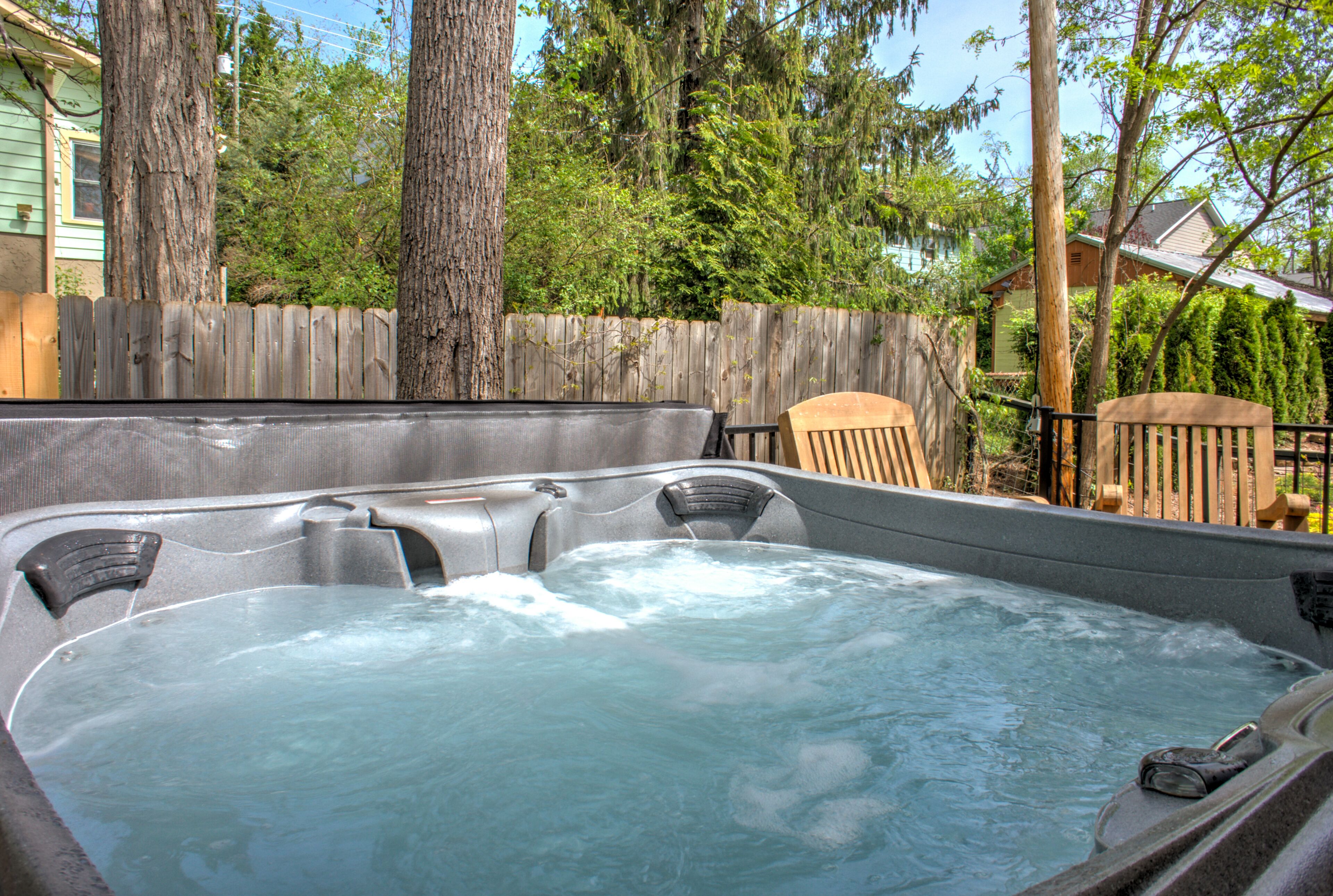 Upstream Cottage; Asheville - hot tub and close to everything ...