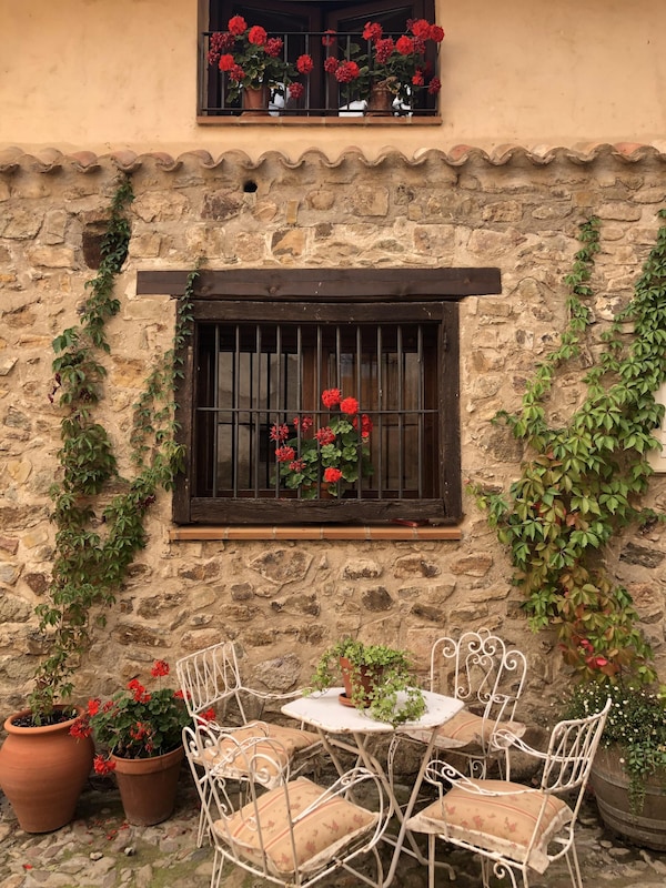 House Of The Old Town Hall. Beautiful Camerana House With Exceptional Views - Villoslada de Cameros