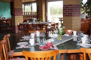 Café da manhã (EUR 15 por pessoa)