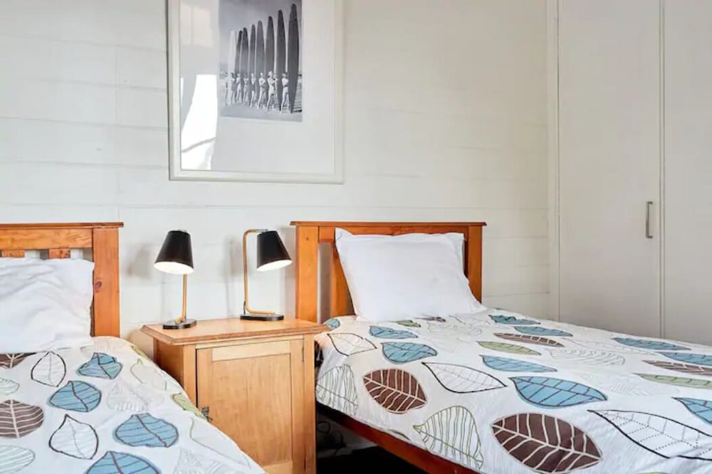 Torodes - Beachhouse With Ocean Views - Newcastle
