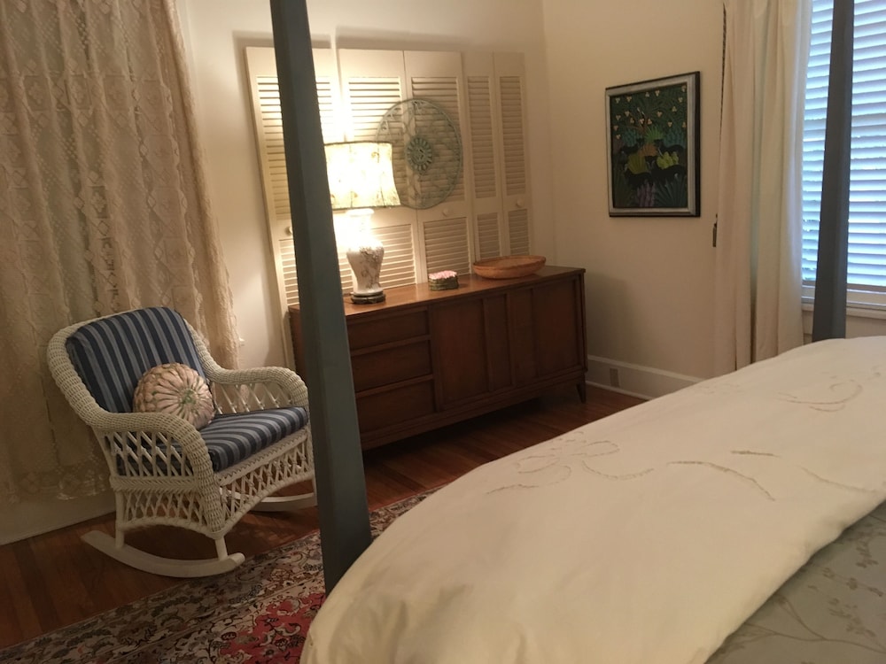 Danas Cottage Located Near The Historic Part Of Beaufort - Beaufort, SC