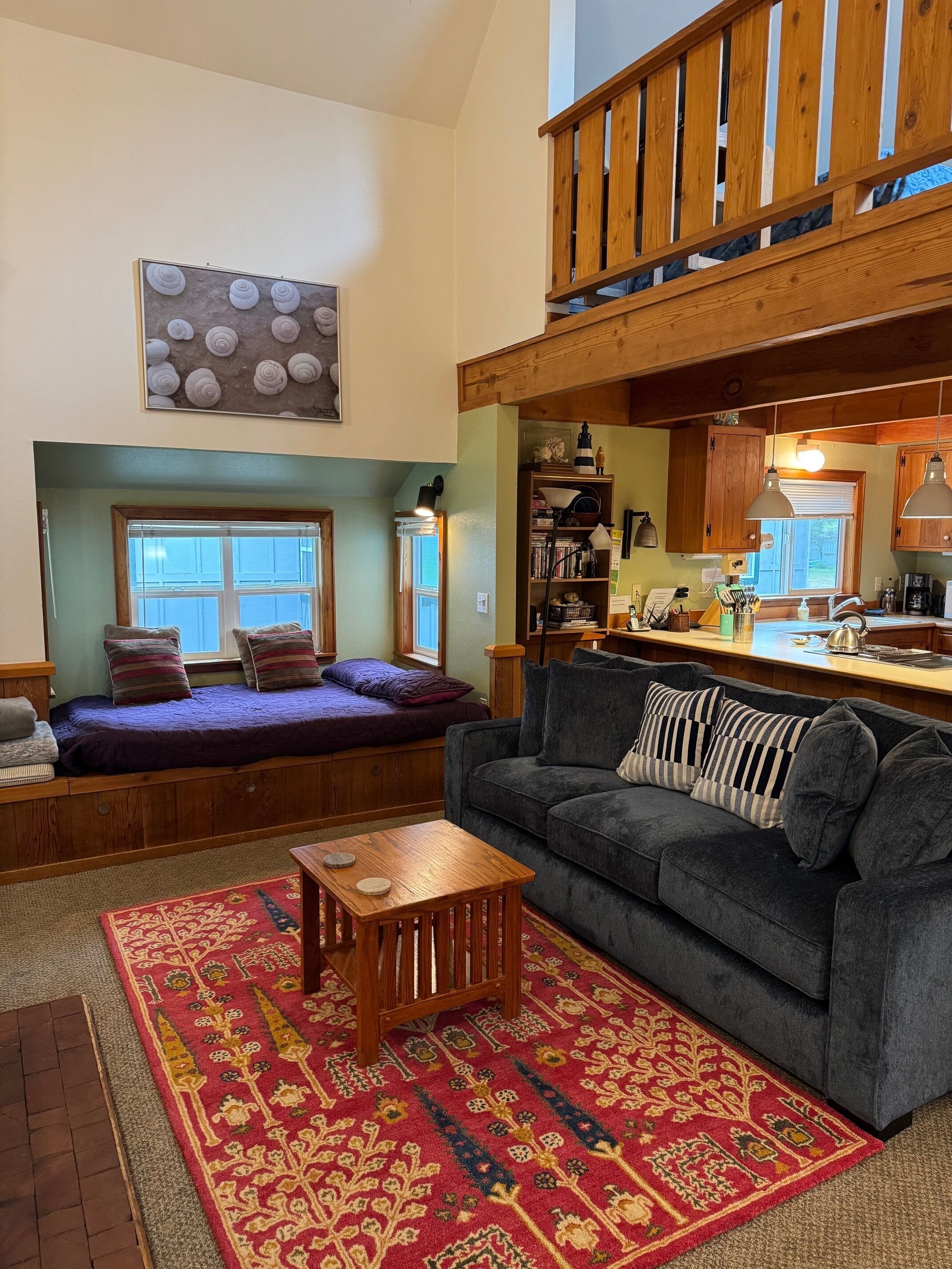 Spacious Riverfront Cabin, Eco-friendly, Fireplace, Dogs Welcome. Summer Pool. - Yachats, OR