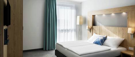 Cofre no quarto, secretária