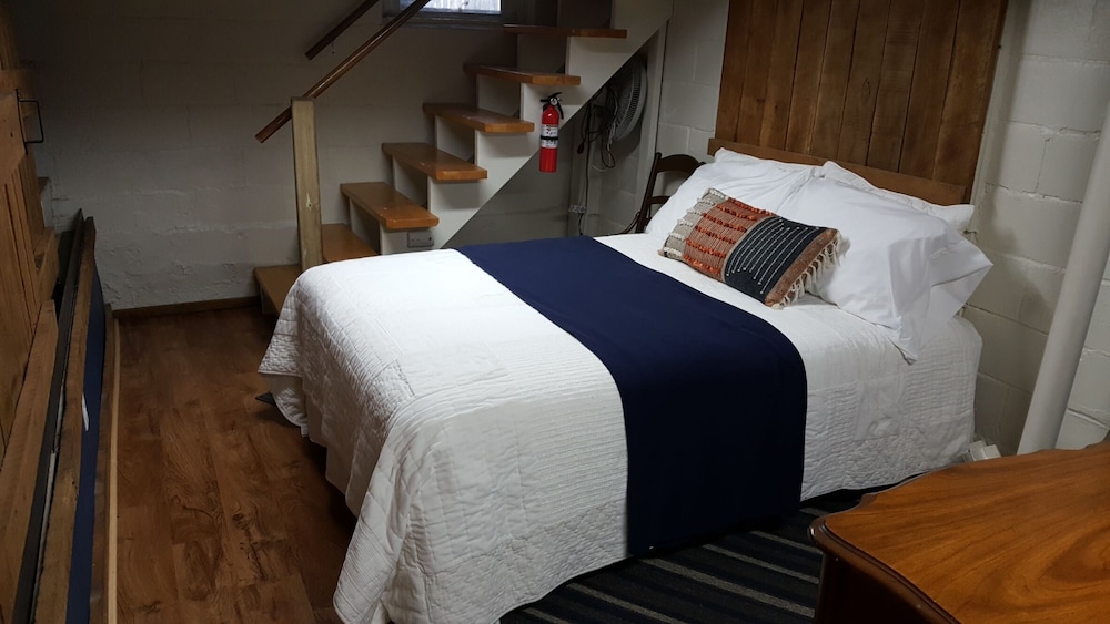River's Edge Cabin, Llc - 위스콘신