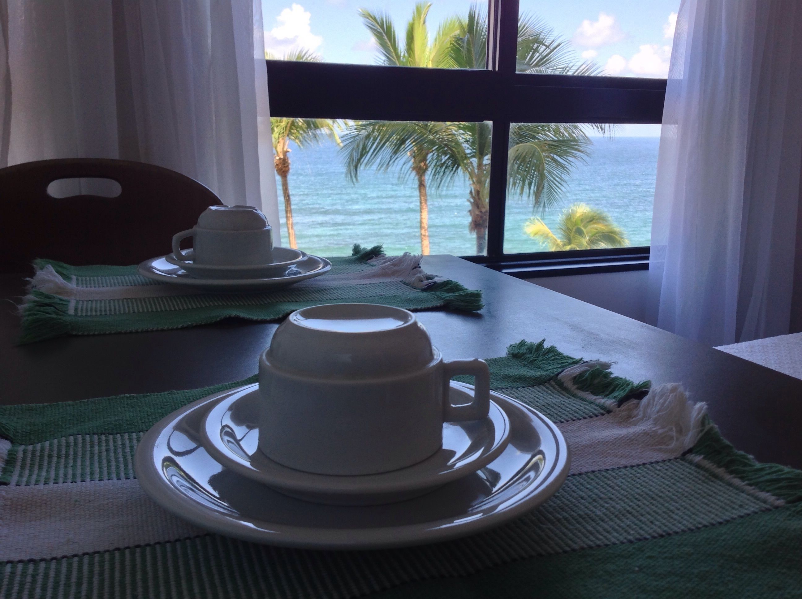 APTO QUARTO E SALA FRENTE MAR | Sala de estar | TV LCD