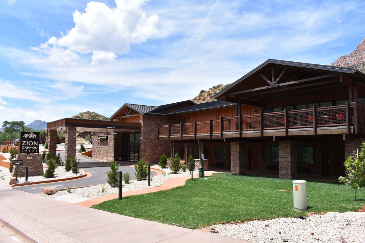 Zion Canyon Lodge: 2022 Room Prices, Deals & Reviews | Expedia.com