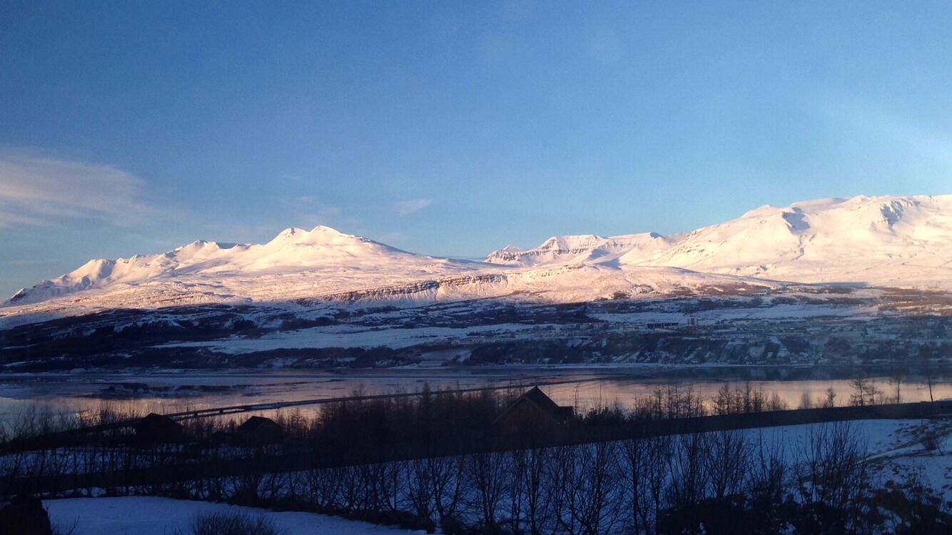 Villa Mafini - Spacious Canadian - Amazing panorama over Akureyri ...