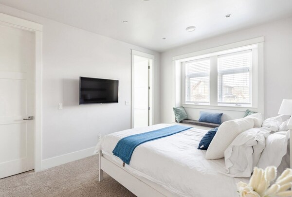 Vancouver West Cozy Retreat By Host Launch - Vancouver