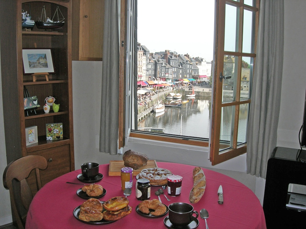 Prime View On Old Harbour. Refurbished. Wifi, Garage On Option, Cleaning +Linen - Honfleur
