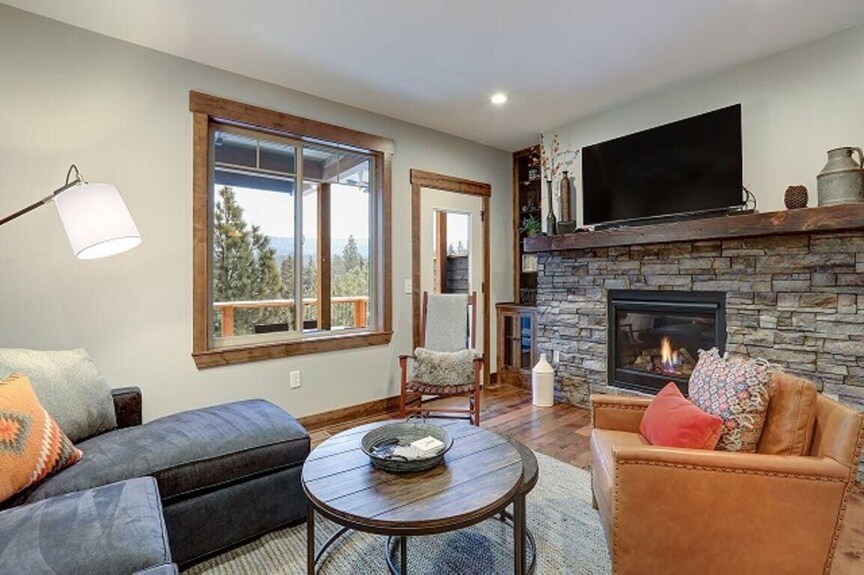 Vues Sur La Montagne! Nouvelle Maison En Face Du Centre De Natation Et De Remise En Forme. - Washington