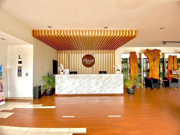Burza Hotel - Lubuklinggau