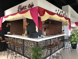 Área de estar no saguão