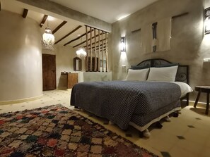 Casa Standard, várias camas | Com decoração personalizada, com mobília individualizada 
