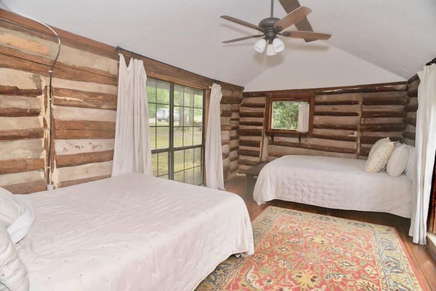 Alice Moseley's Plum Point Retreat @ Enid Lake - Enid Lake, MS