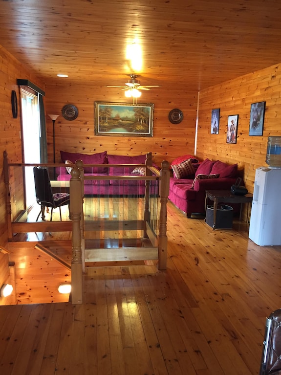 Lakefront Cottage On A Wallaback Lake. - 노바스코샤