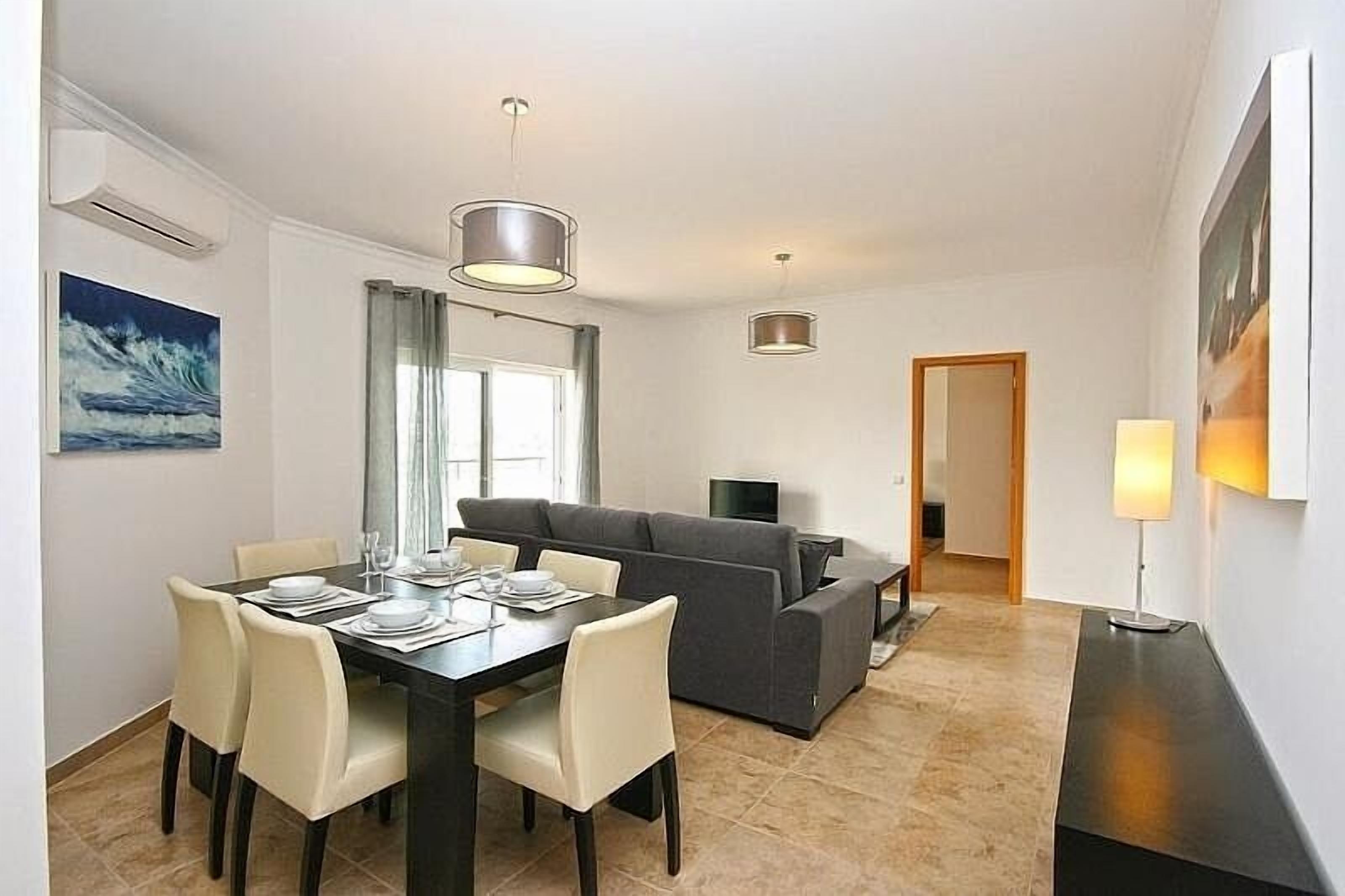 Luxus Voll Möbliert Obergeschoss 2 Schlafzimmer Penthouse Zu Einem Hohen Standard Beendet - Lagos