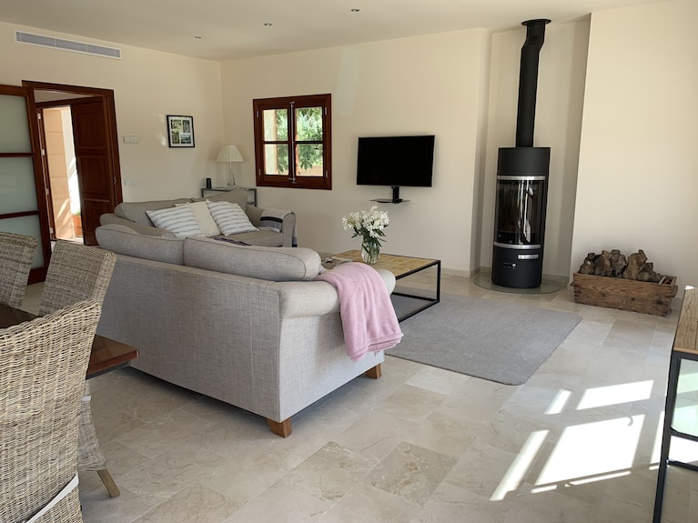 Luz De Sol Est Une Fantastique Villa Côté Plage Nouvellement Construite à 25 Mètres De La Plage - Son Servera