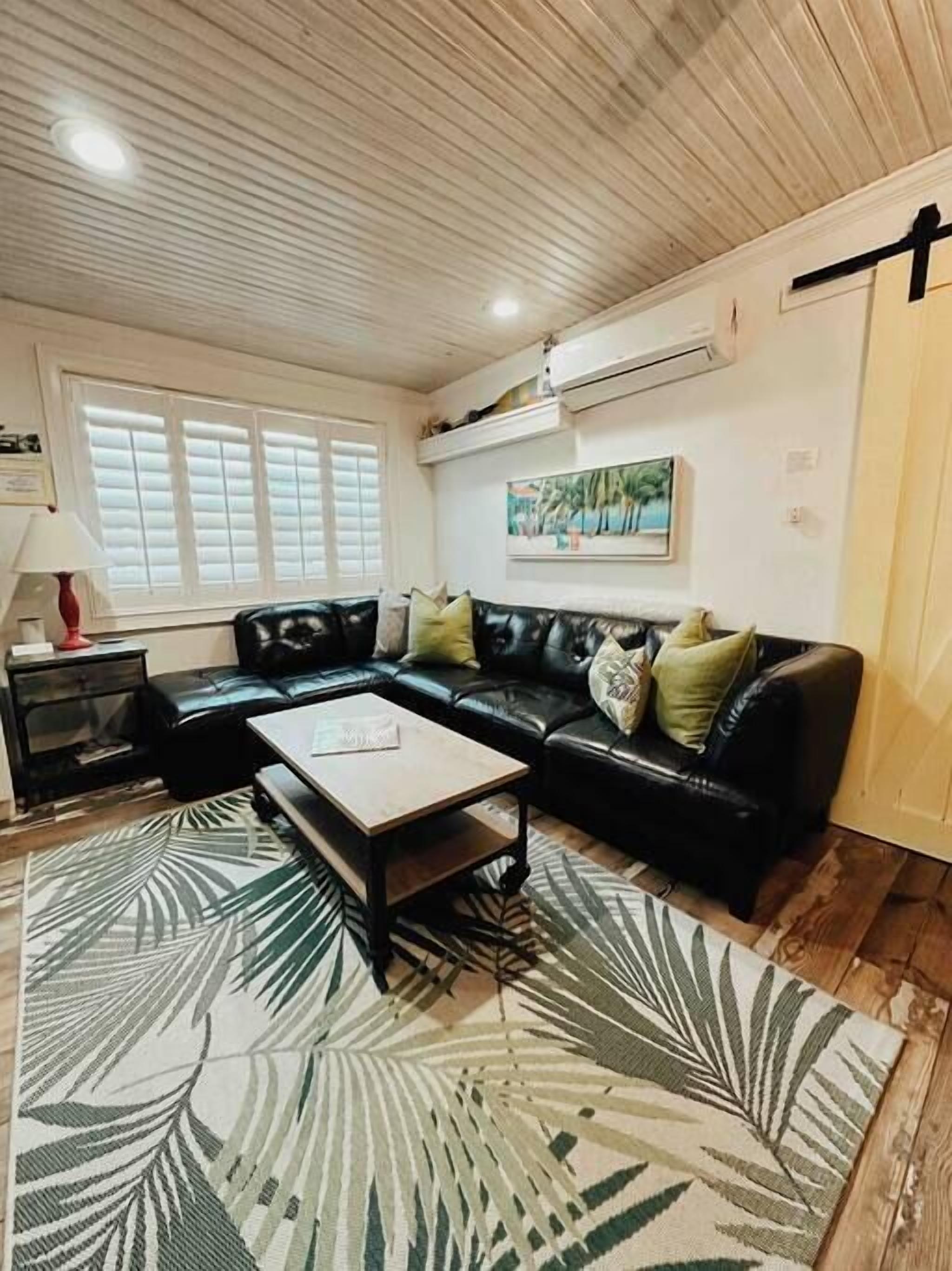 Villa Key West "Villas By Christine" - Clearwater, FL