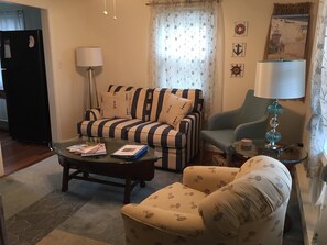 Family Friendly, Beach Themed Cottage - Chalker Beach - Old Saybrook | Vrbo