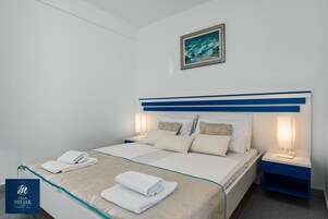 Villa Standard, várias camas, não fumadores | Ferro/tábua de engomar, Wi-fi grátis, roupa de cama fornecida