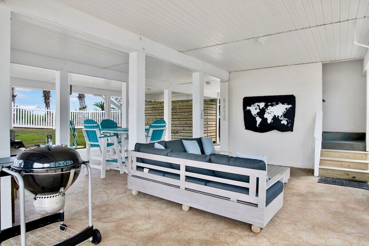 Spacious, affordable beach home in OBA! Steps to 500' private beach ...