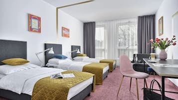 Quarto triplo standard | 1 quarto, quartos à prova de som, ferros/tábuas de passar roupa