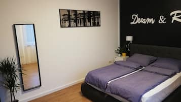 Apartamento Superior | Secretária, quartos insonorizados, ferro/tábua de engomar