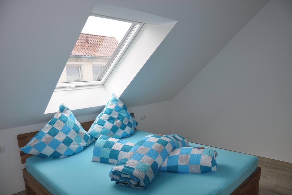 Apartamento (Studio Hauptgebäude) | Cortinas blackout, berços (sobretaxa), Wi-Fi de cortesia, roupa de cama