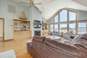 Sunset Retreat | 1900 ft from the beach | Private Pool, Hot Tub | Duck ...