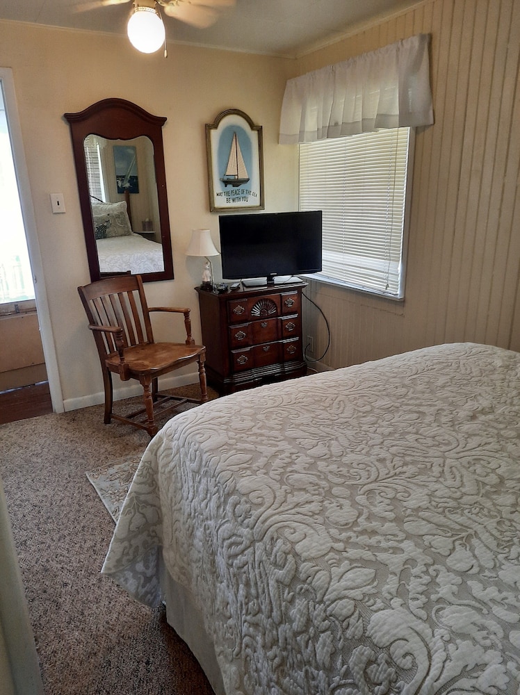 'The Captain's Cottage' On Lake Hamilton - Lake Hamilton, AR