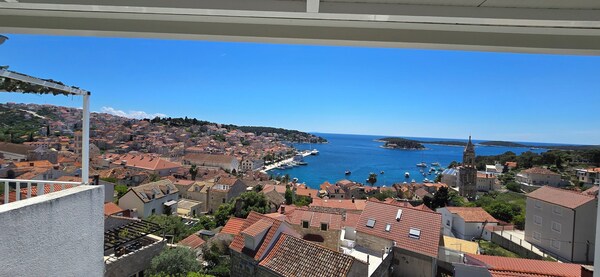 Bocin Rosso Apartments - Hvar