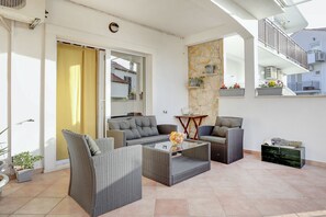 Double Room With Terrace - Garden view | Terraço/pátio