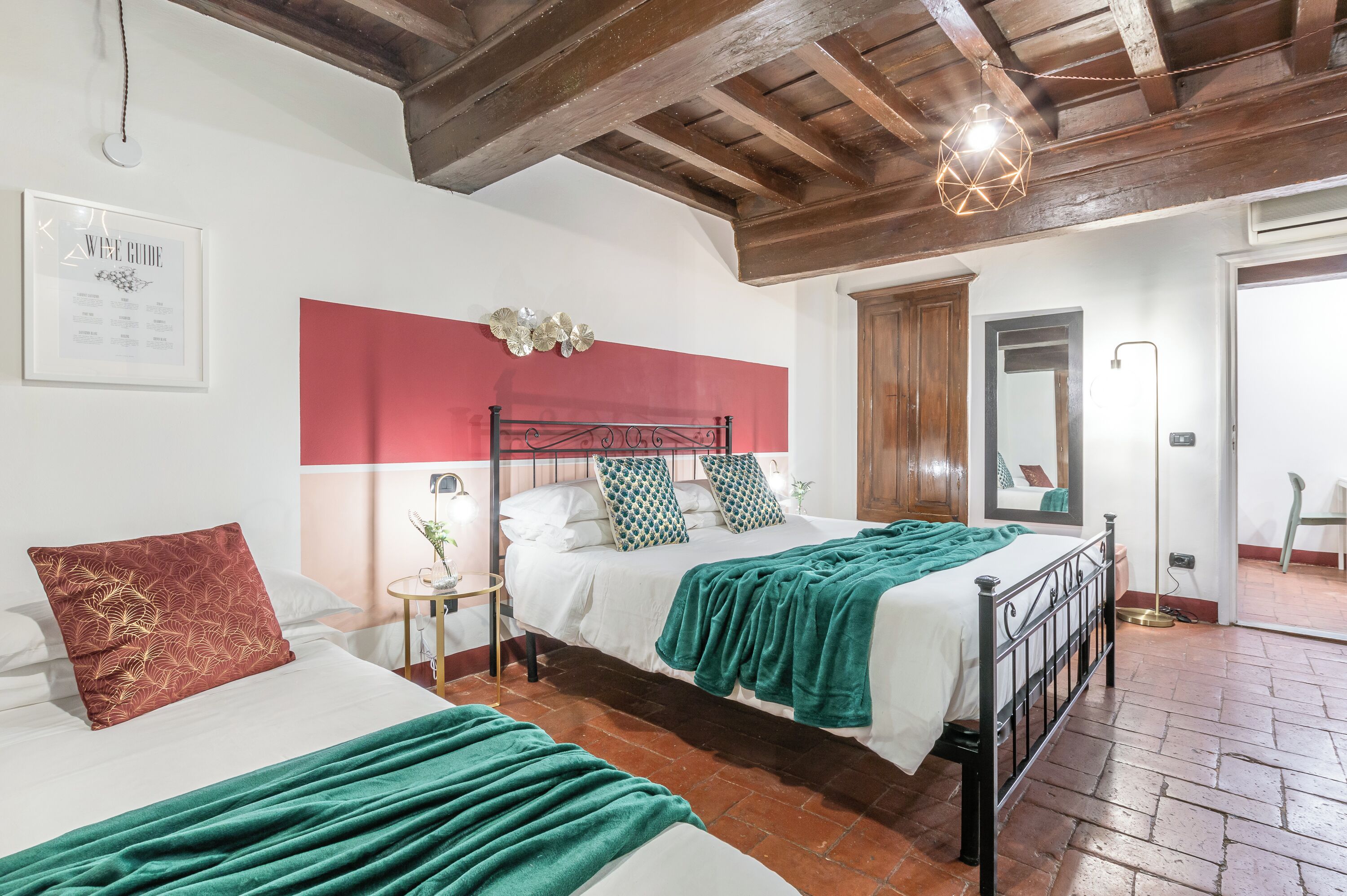 Apartamento urbano, 2 quartos | 2 quartos, roupas de cama de algodão egípcio, roupas de cama premium